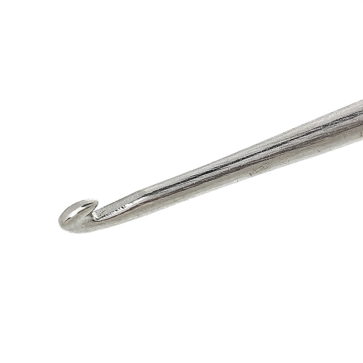 1.75mm Steel Crochet Hook with Bamboo Wood Handle, tol0183